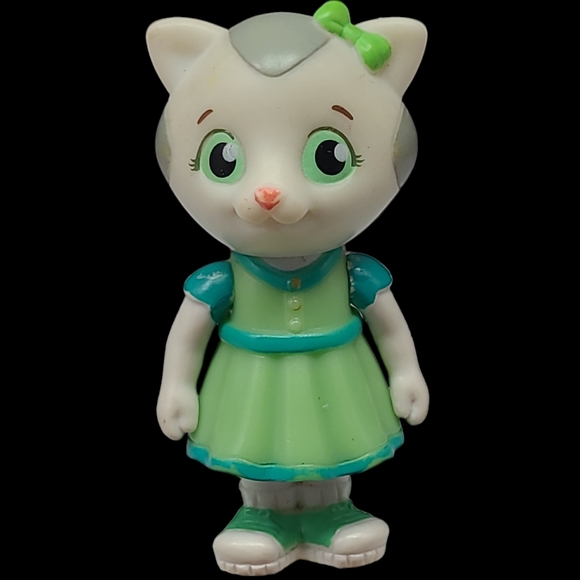 Daniel Tigers Neighborhood Toys 22 Daniel Tigers Neighborhood
